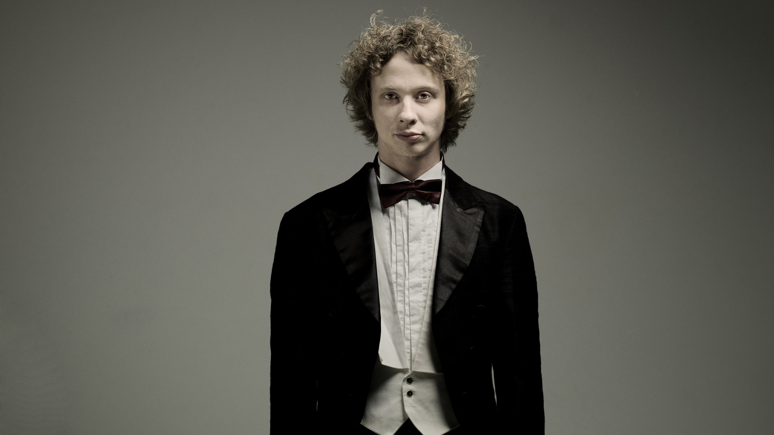 Santtu-Matias Rouvali | HarrisonParrott