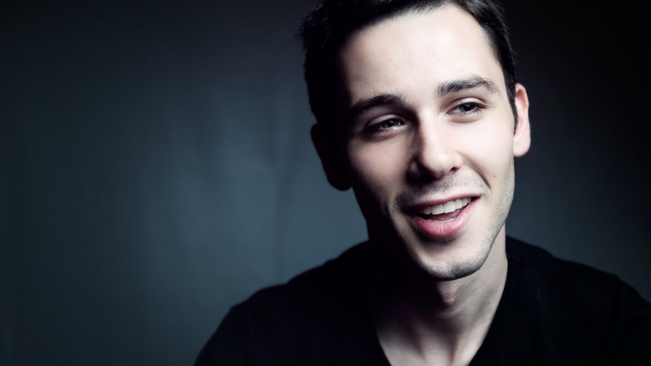 Conductor Oliver Zeffman signs to HarrisonParrott | HarrisonParrott