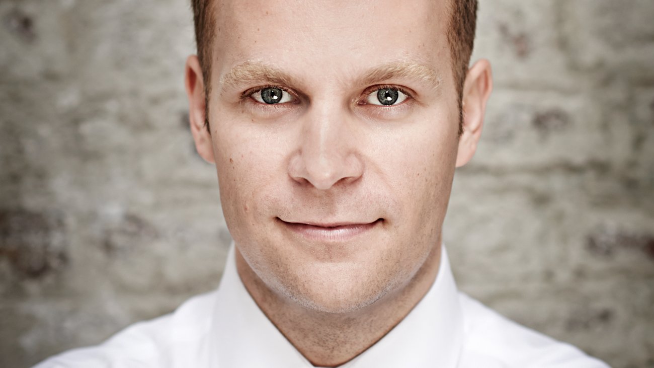 Jonathan Ware | HarrisonParrott