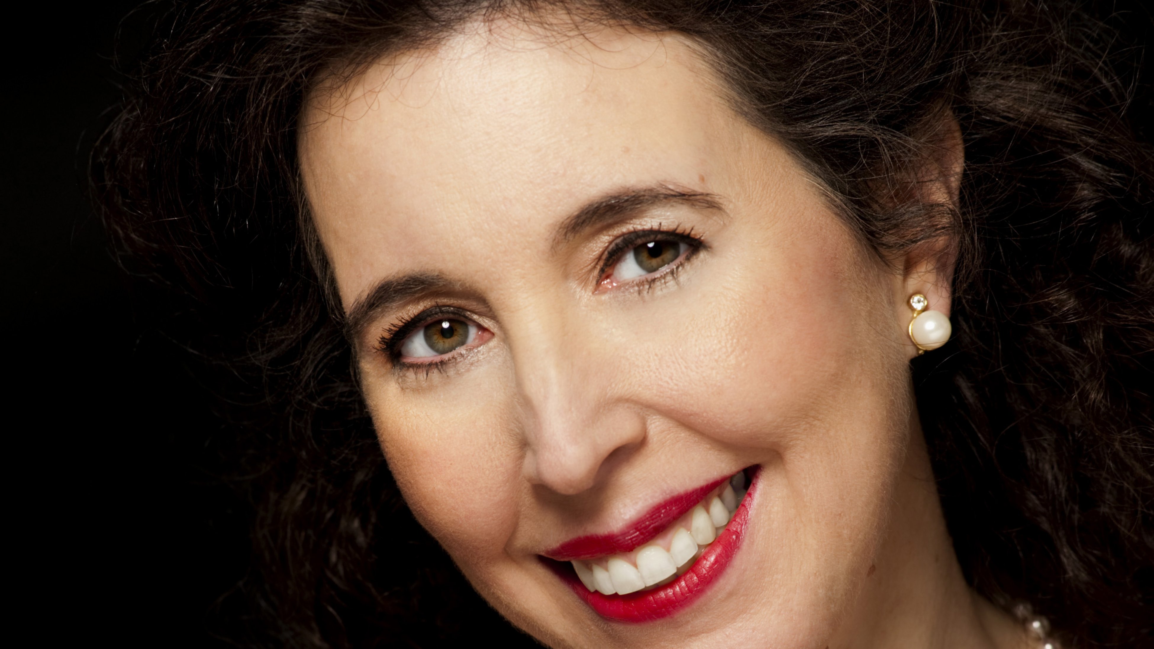 ANGELA HEWITT PERFORMS IN DENMARK | HarrisonParrott