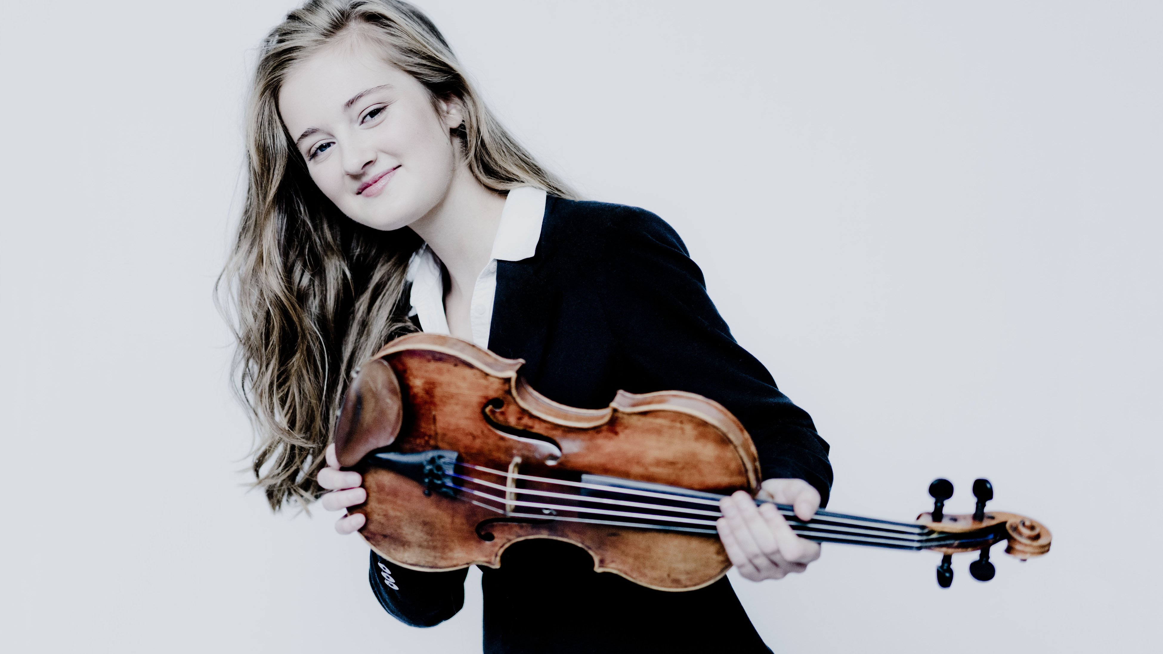 Noa Wildschut | HarrisonParrott