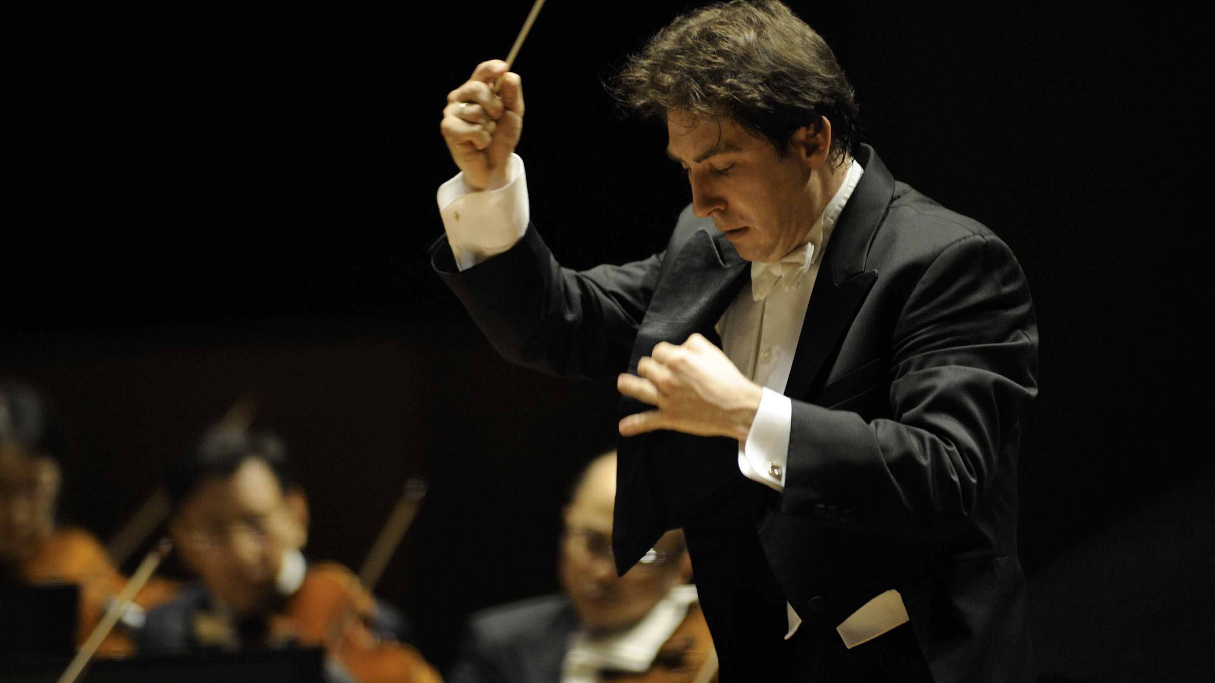 ROSSEN GERGOV APPOINTED PRINCIPAL GUEST CONDUCTOR OF SOFIA PHILHARMONIC ...