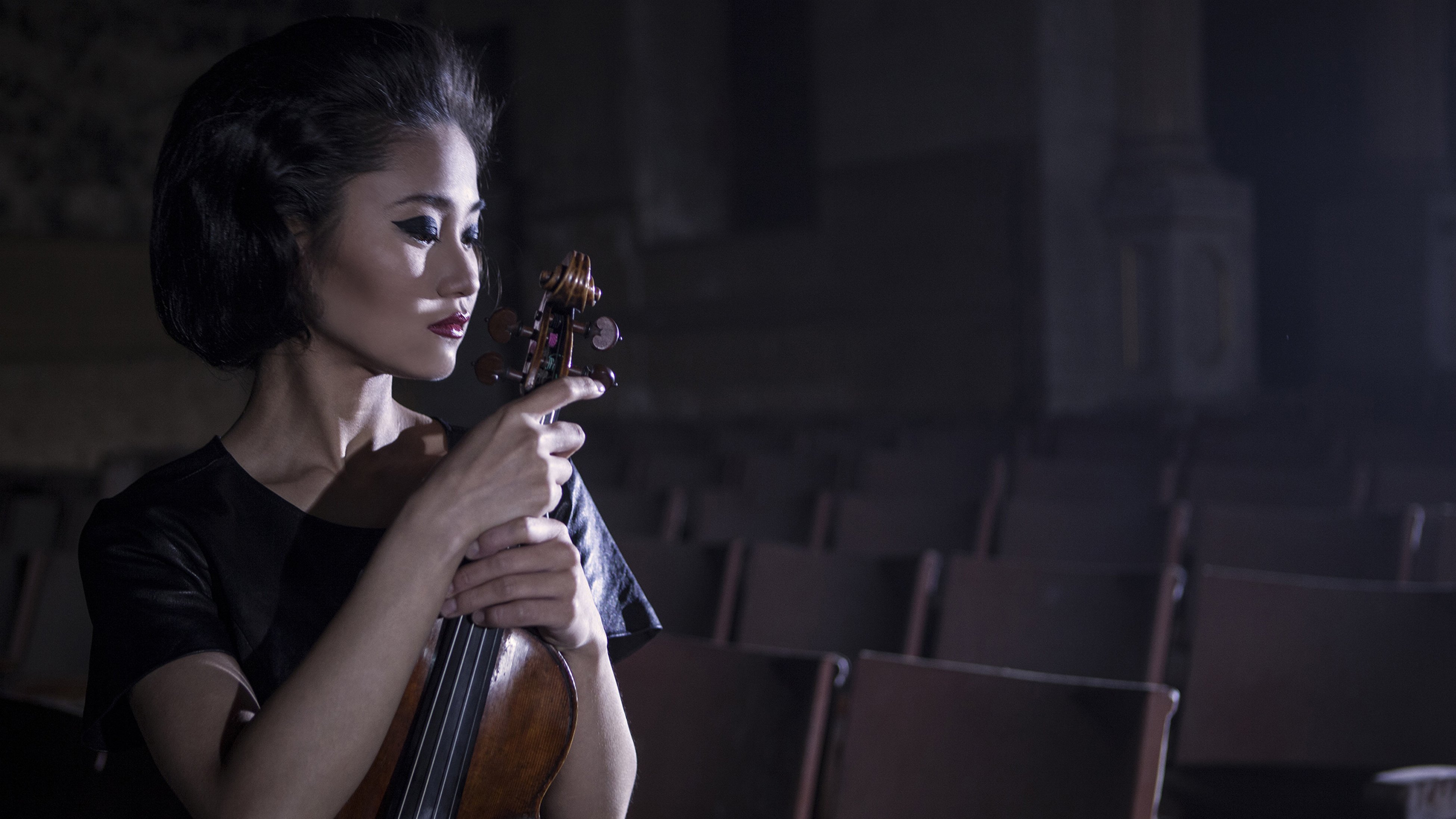 Sayaka Shoji | HarrisonParrott