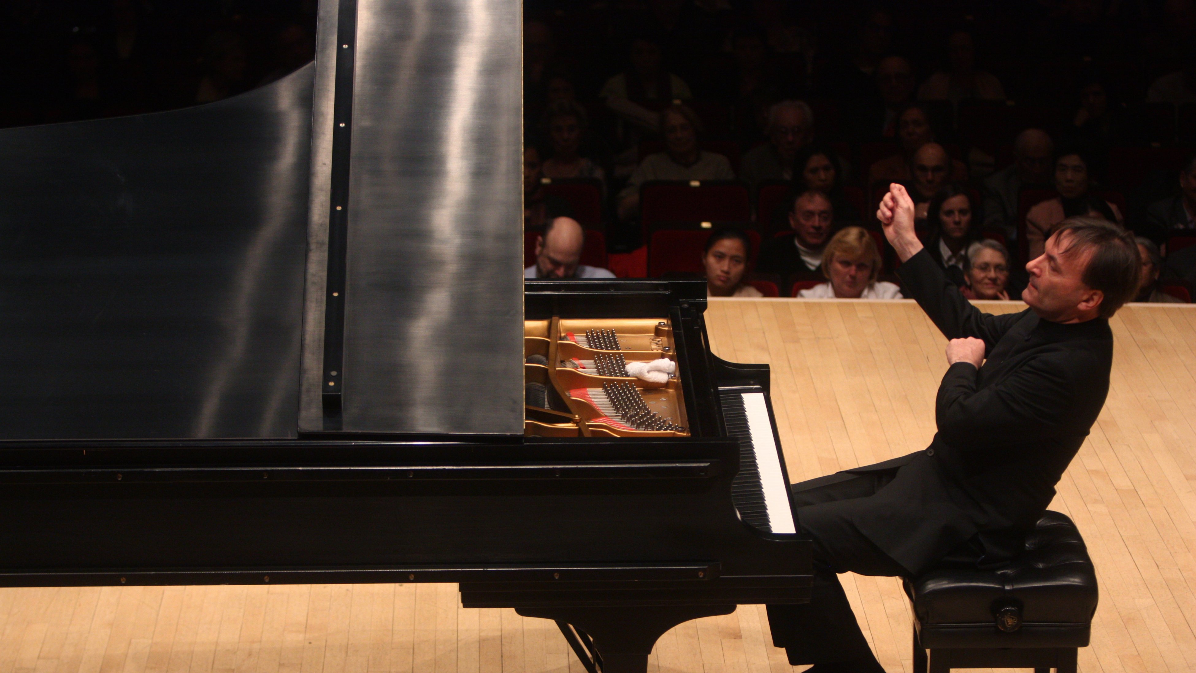 Sir Stephen Hough | HarrisonParrott