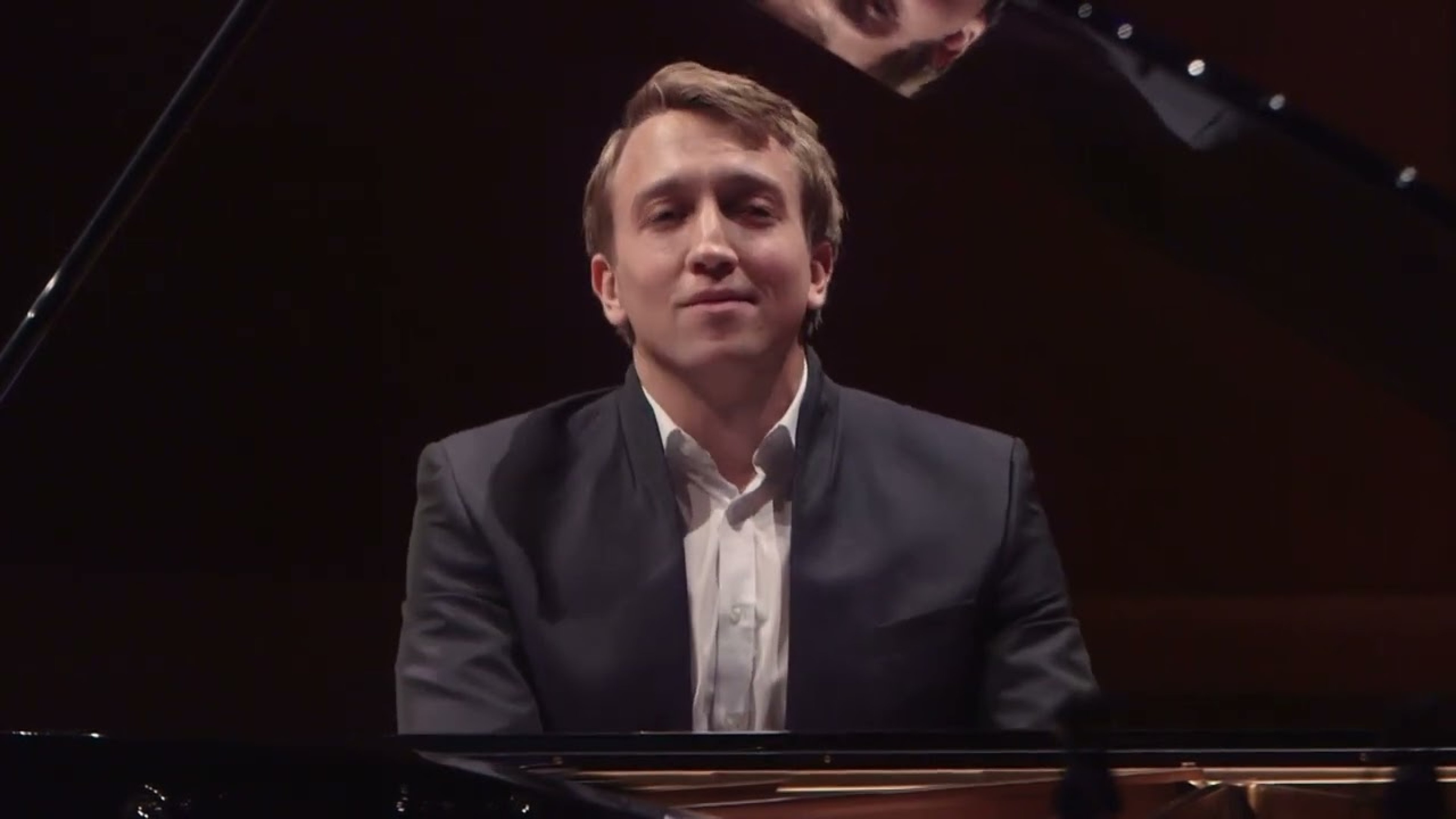 Fabian Müller | HarrisonParrott