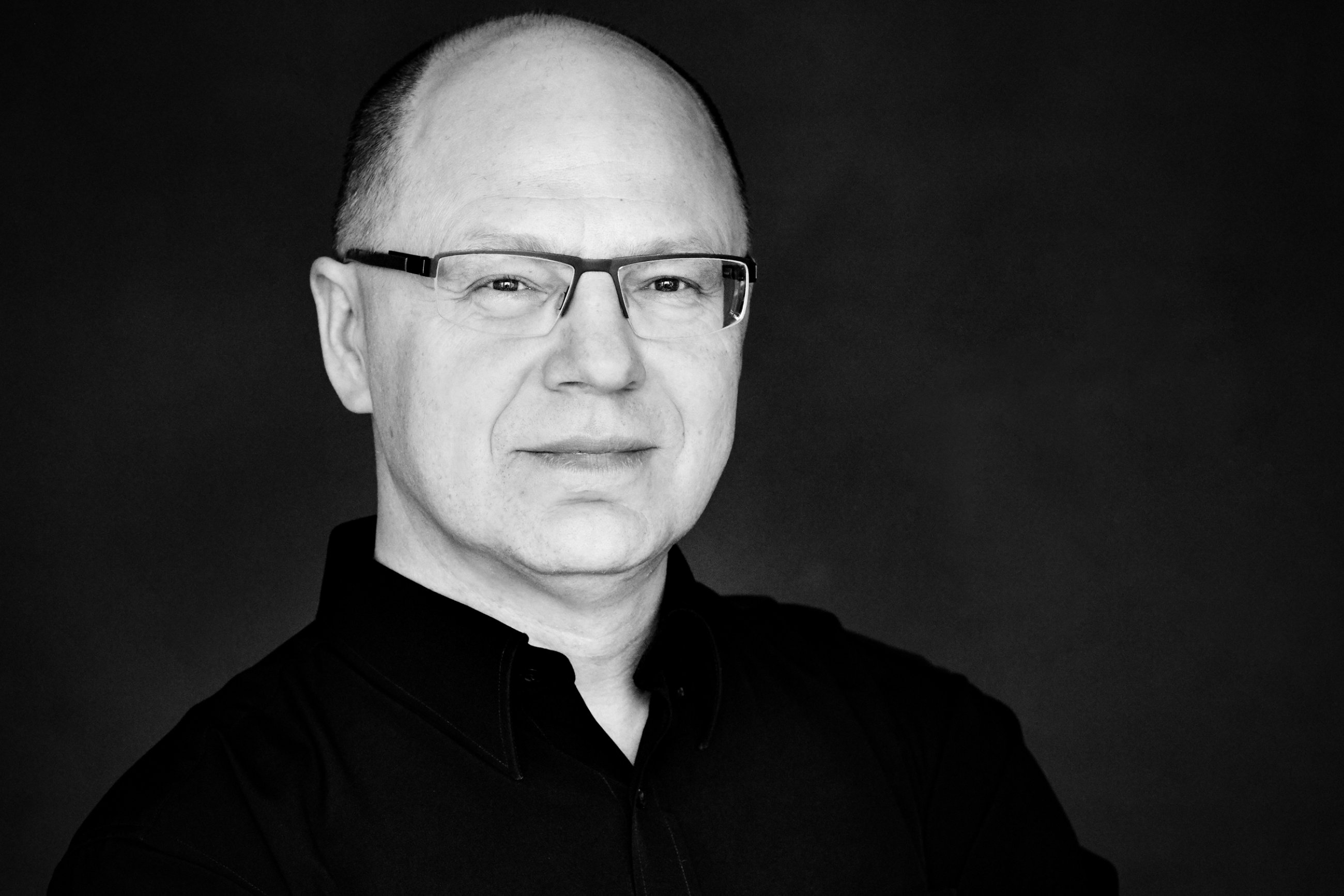 Arvo Volmer steps in to conduct MDR Sinfonieorchester in Leipzig and ...