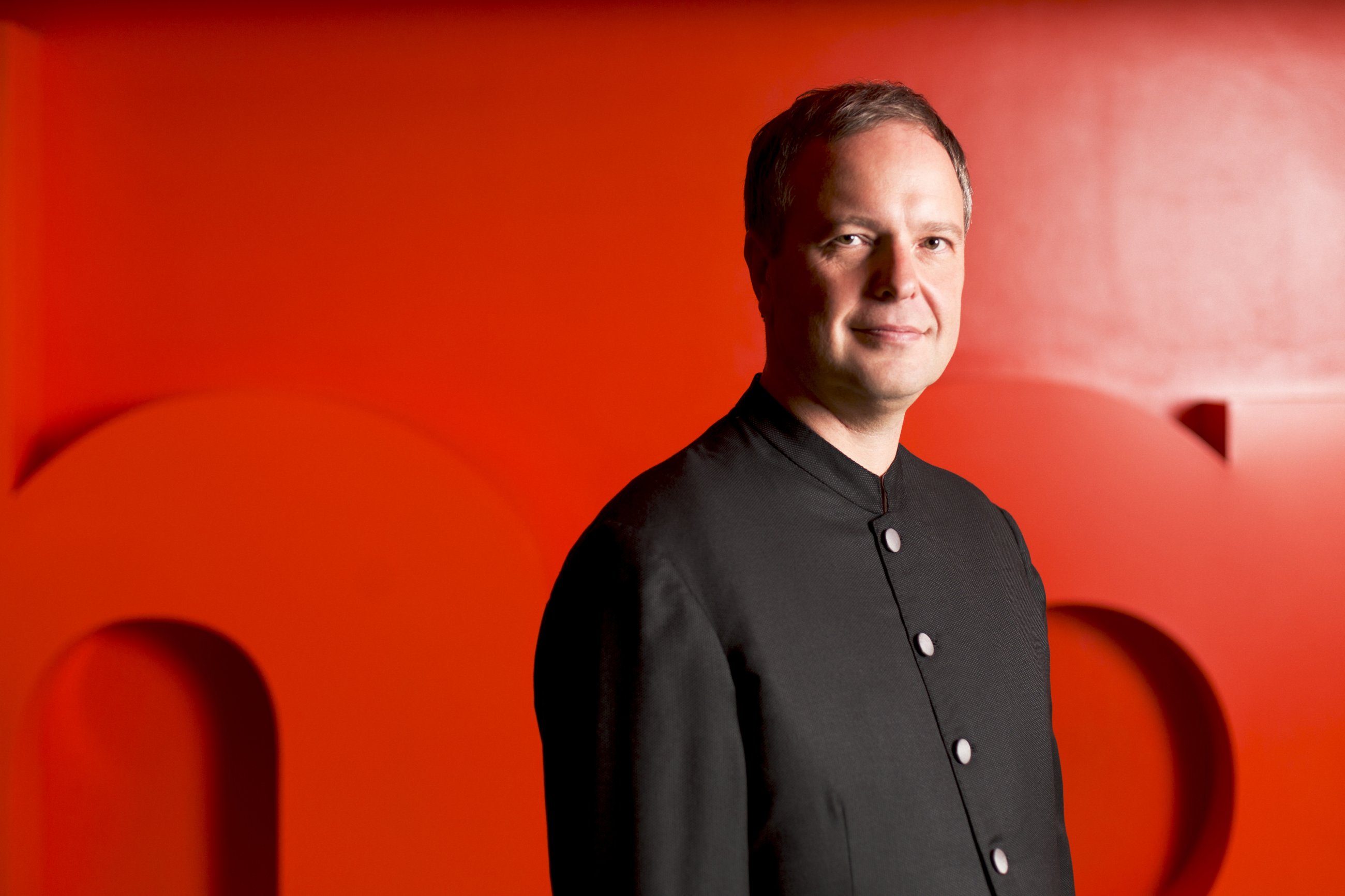 Sakari Oramo extends his contract as Chief Conductor of the BBC ...