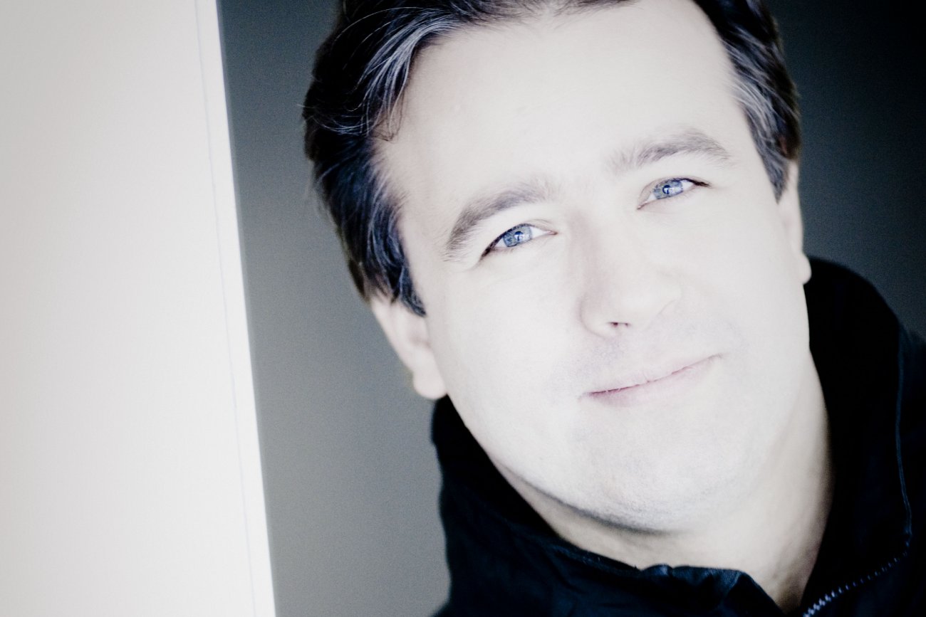 Alexei Volodin performs with BBC Symphony Orchestra at St. Magnus ...