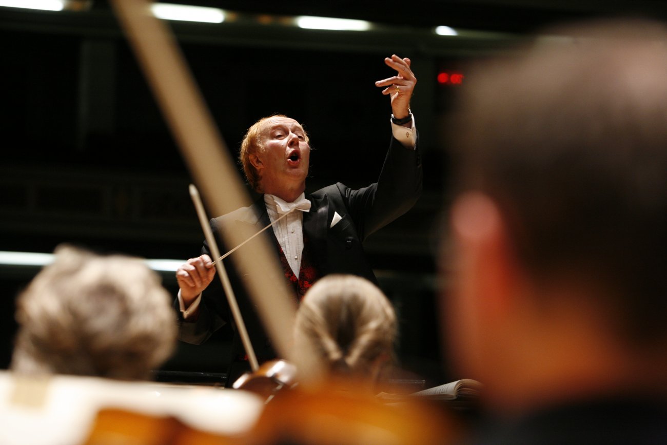 10 tips for young conductors | HarrisonParrott