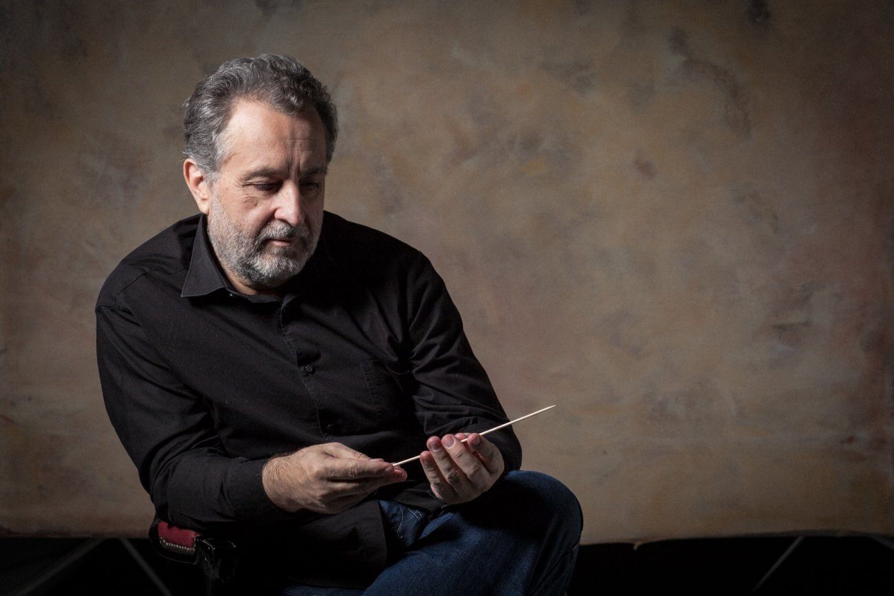 Josep Pons receives the Medal of Honour of the International Music and ...