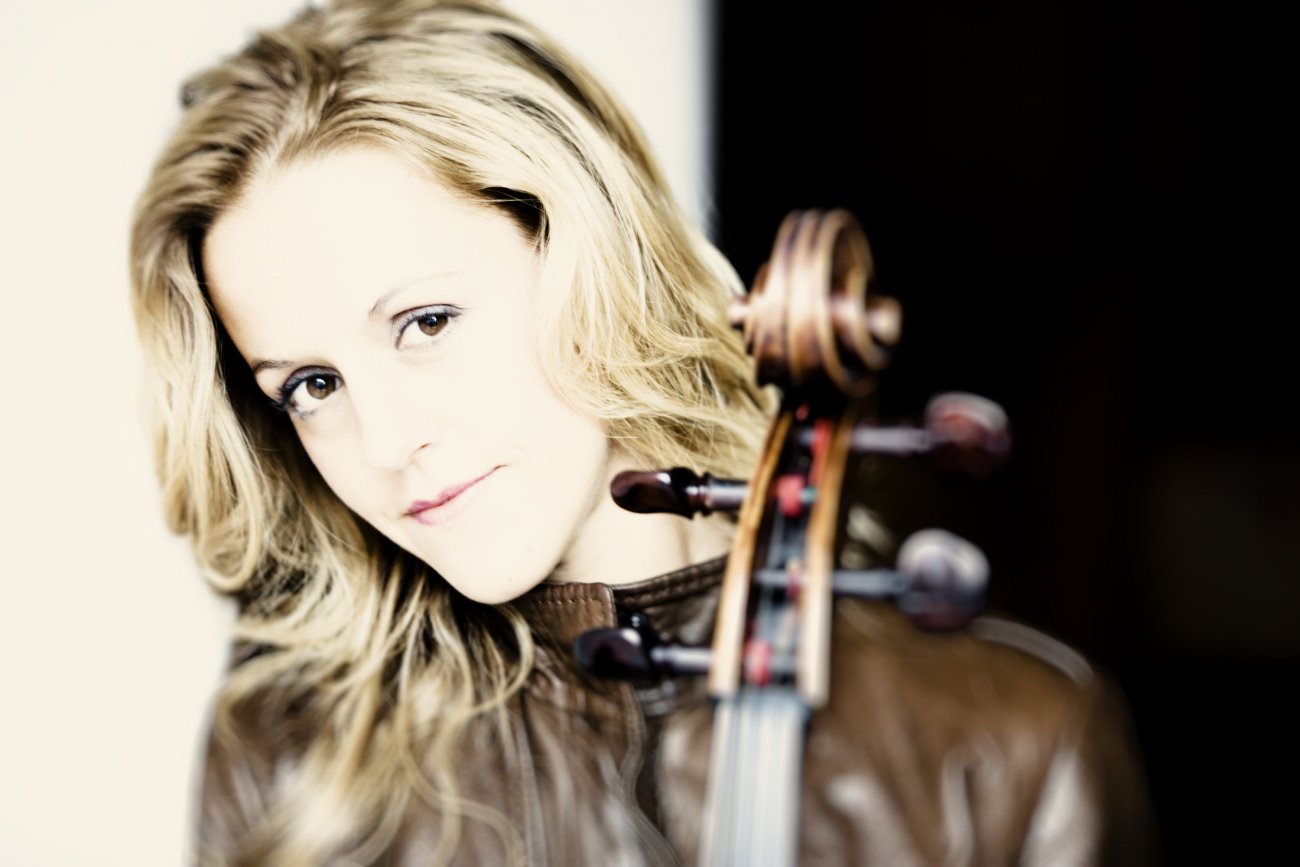 Sol Gabetta makes her debut with Berliner Philharmoniker and Sir Simon Rattle | HarrisonParrott