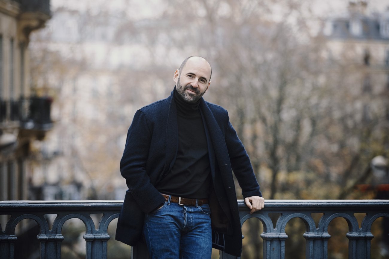 Pierre Bleuse conducts the Kammerorchester Basel | HarrisonParrott