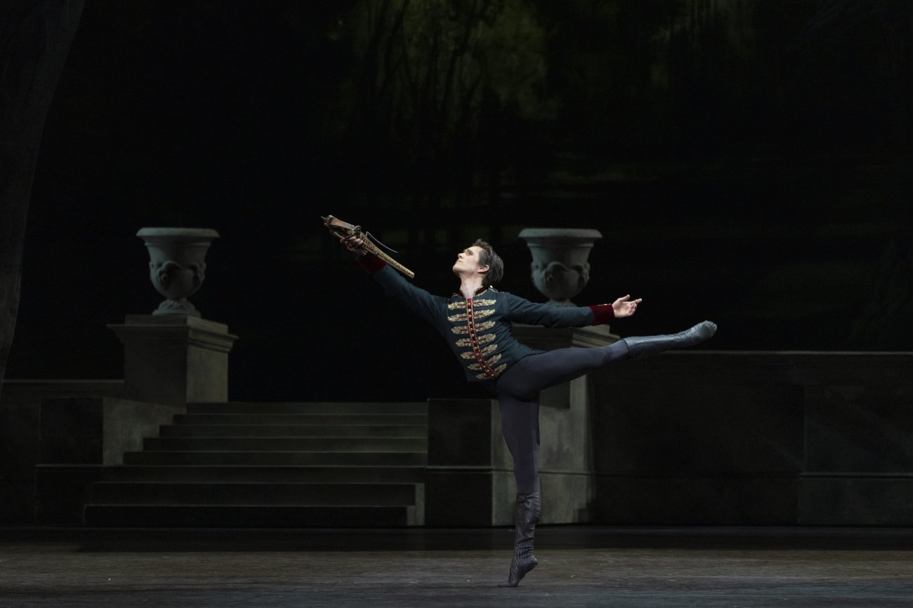 William Bracewell wins Best Male Dancer Award at the National Dance ...