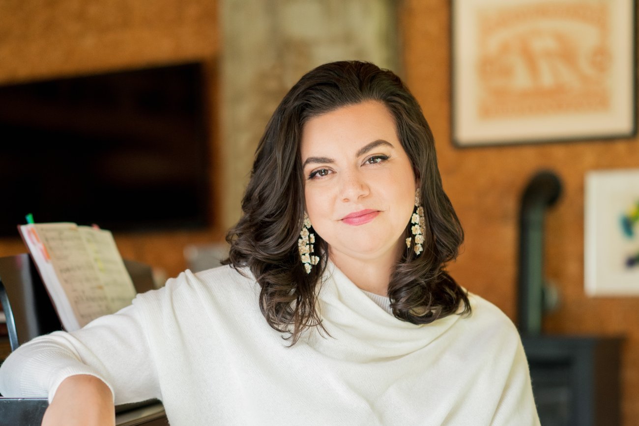 Ambur Braid debuts as Senta | HarrisonParrott