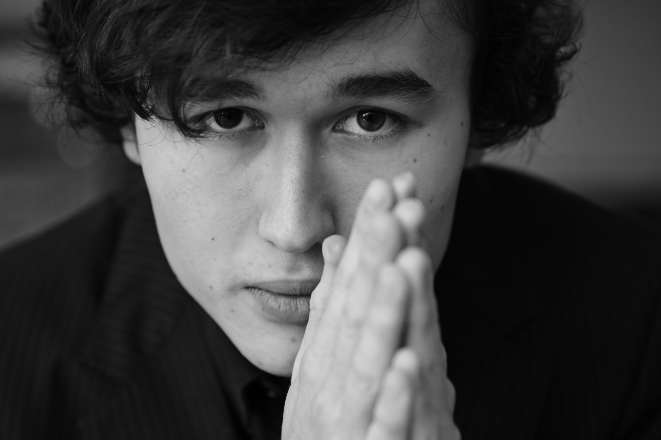 Daniel Lozakovich | HarrisonParrott