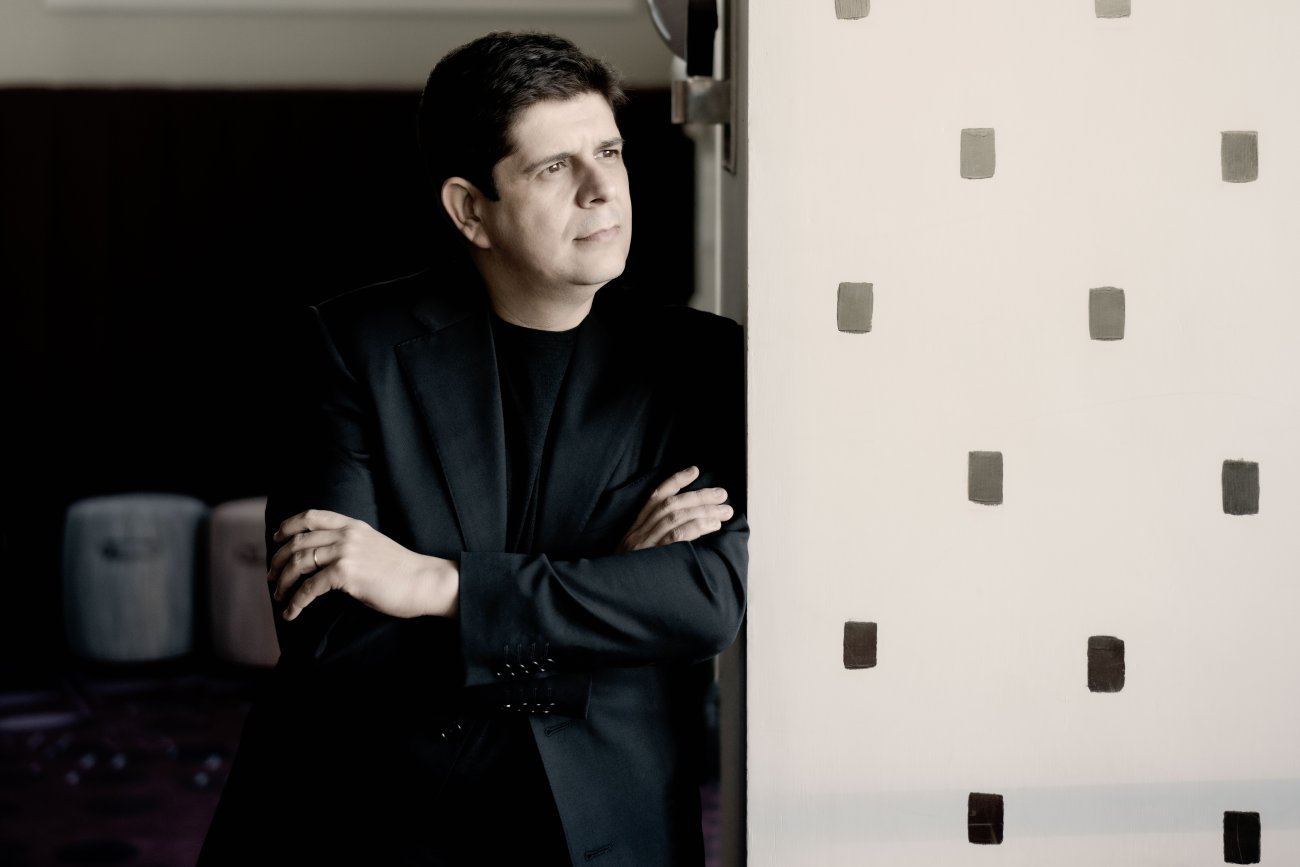 JAVIER PERIANES ON TOUR IN THE AMERICAs | HarrisonParrott