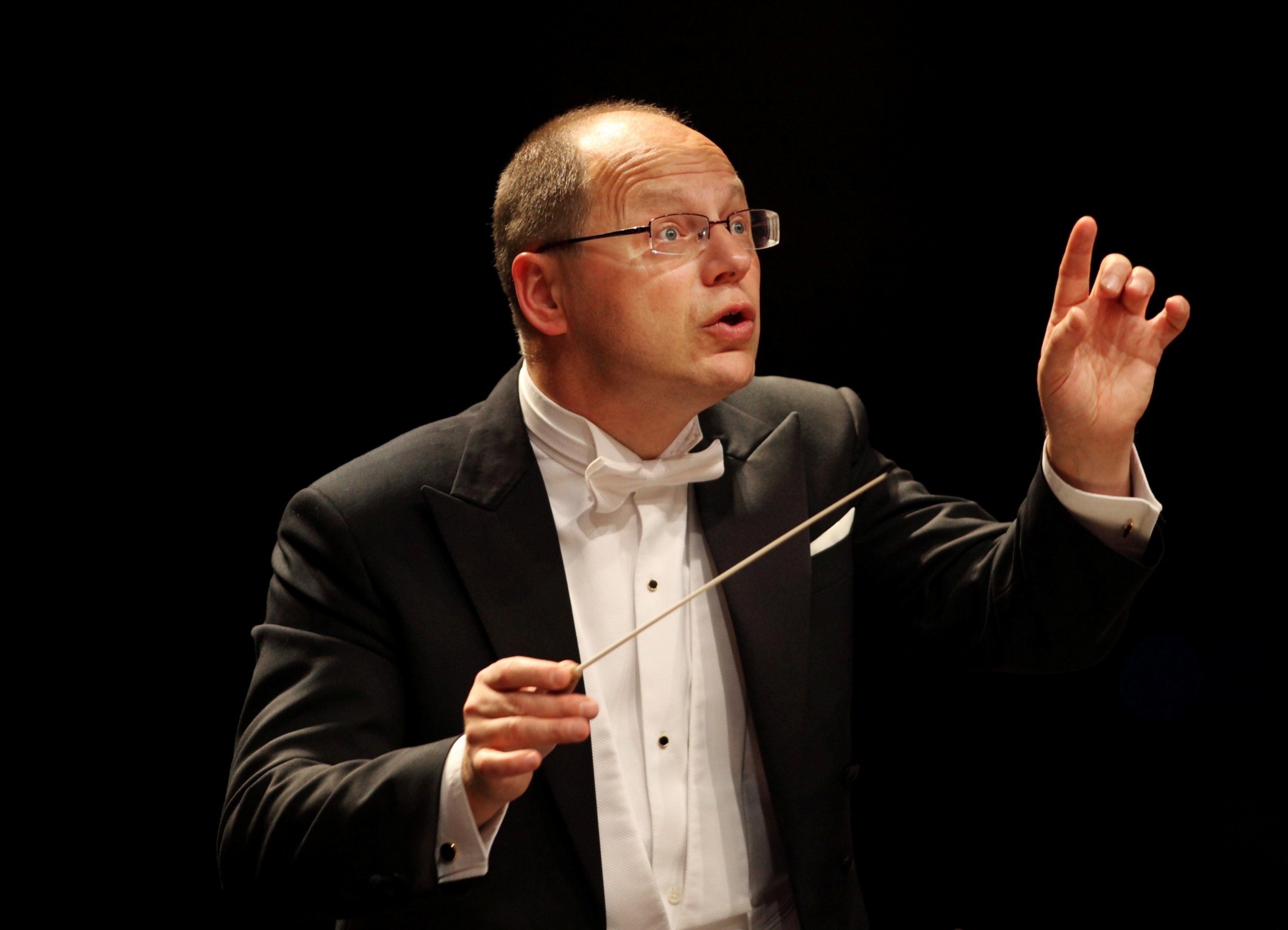 Arvo Volmer returns to St Petersburg Philharmonic Orchestra ...