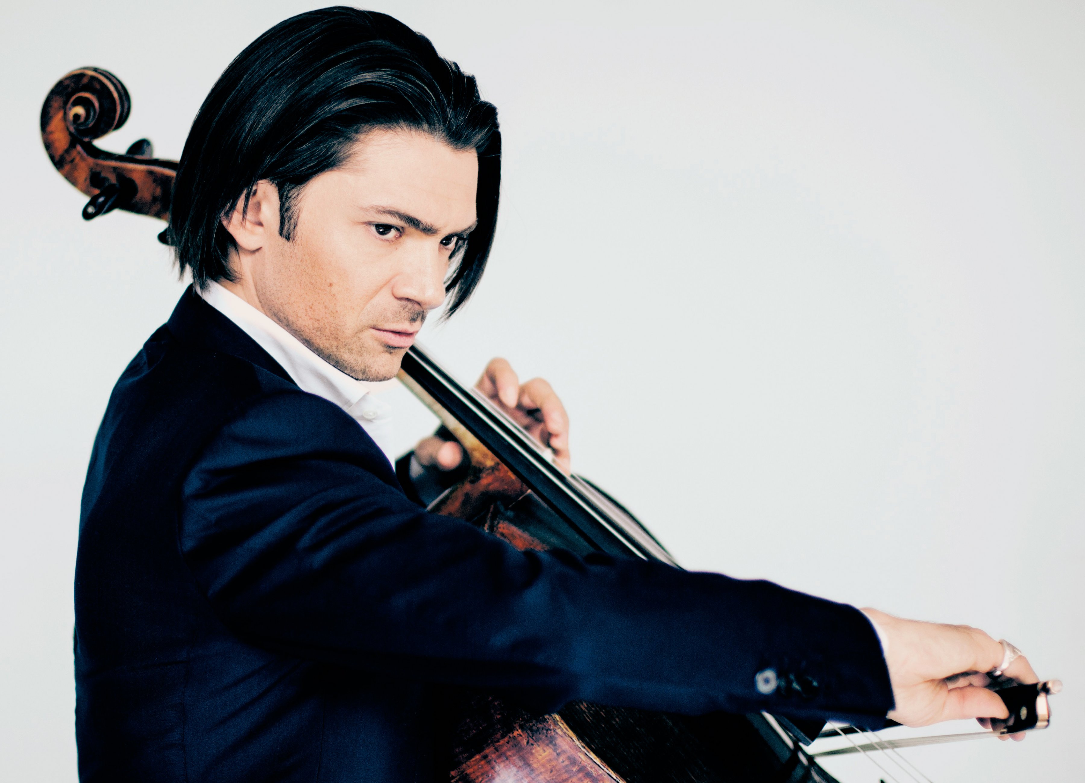 Gautier Capuçon on tour with Gewandhausochester Leipzig | HarrisonParrott