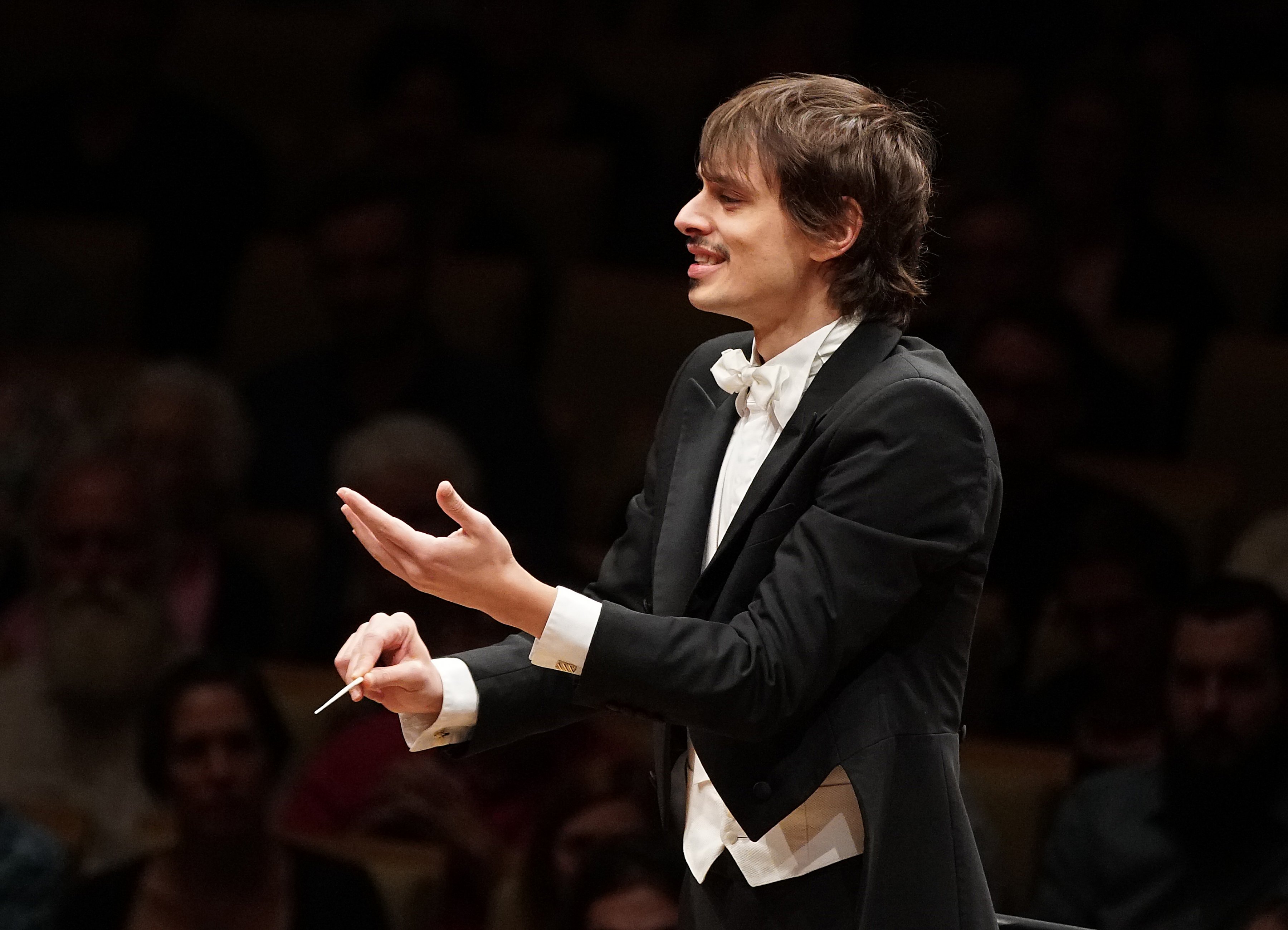 Eduardo Strausser debuts with Tampere Philharmonic Orchestra ...