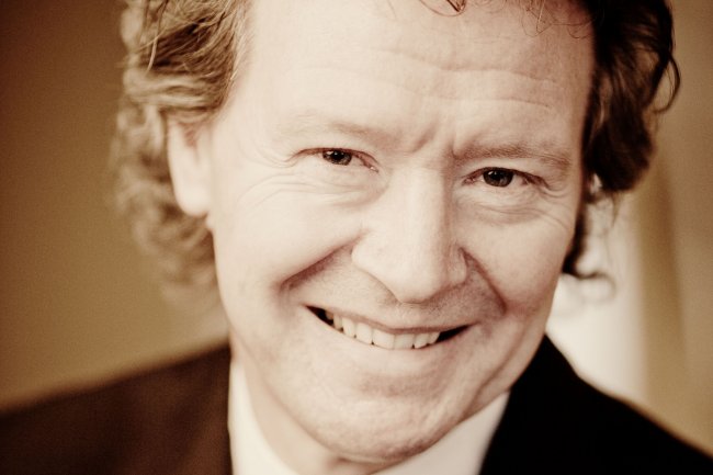 Harry Christophers | HarrisonParrott