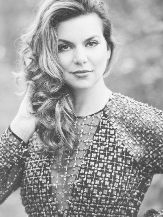 Ambur Braid joins the Frankfurt Radio Symphony Orchestra under Alain ...