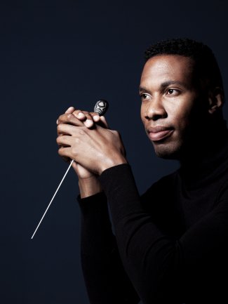 Roderick Cox returns to the USA | HarrisonParrott