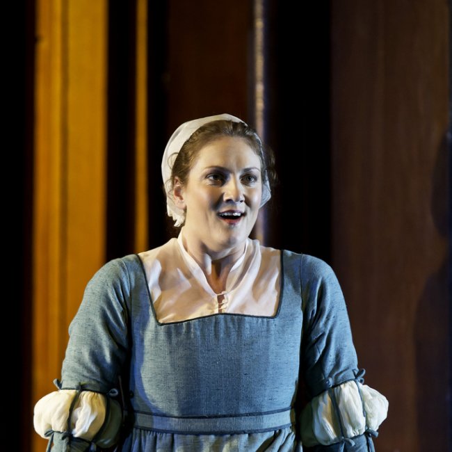 Emma Bell | HarrisonParrott