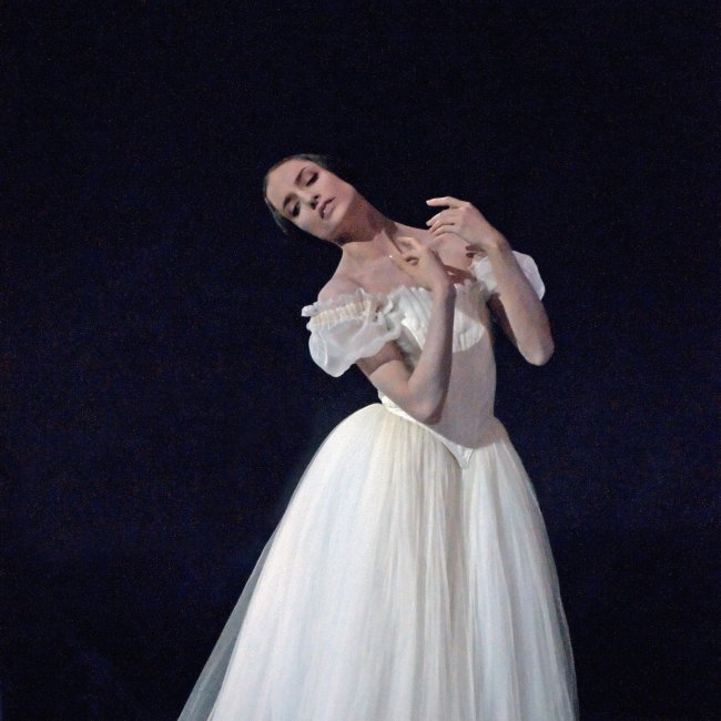 Dorothée Gilbert | HarrisonParrott